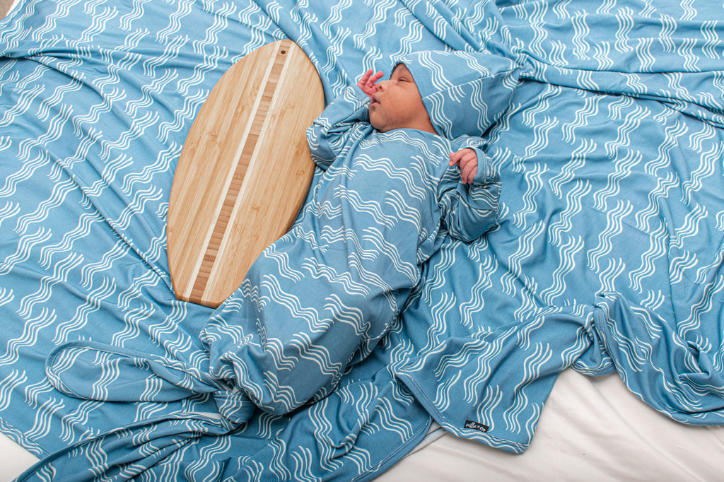 BAMBOO KNOT GOWN- Waves – millie + roo